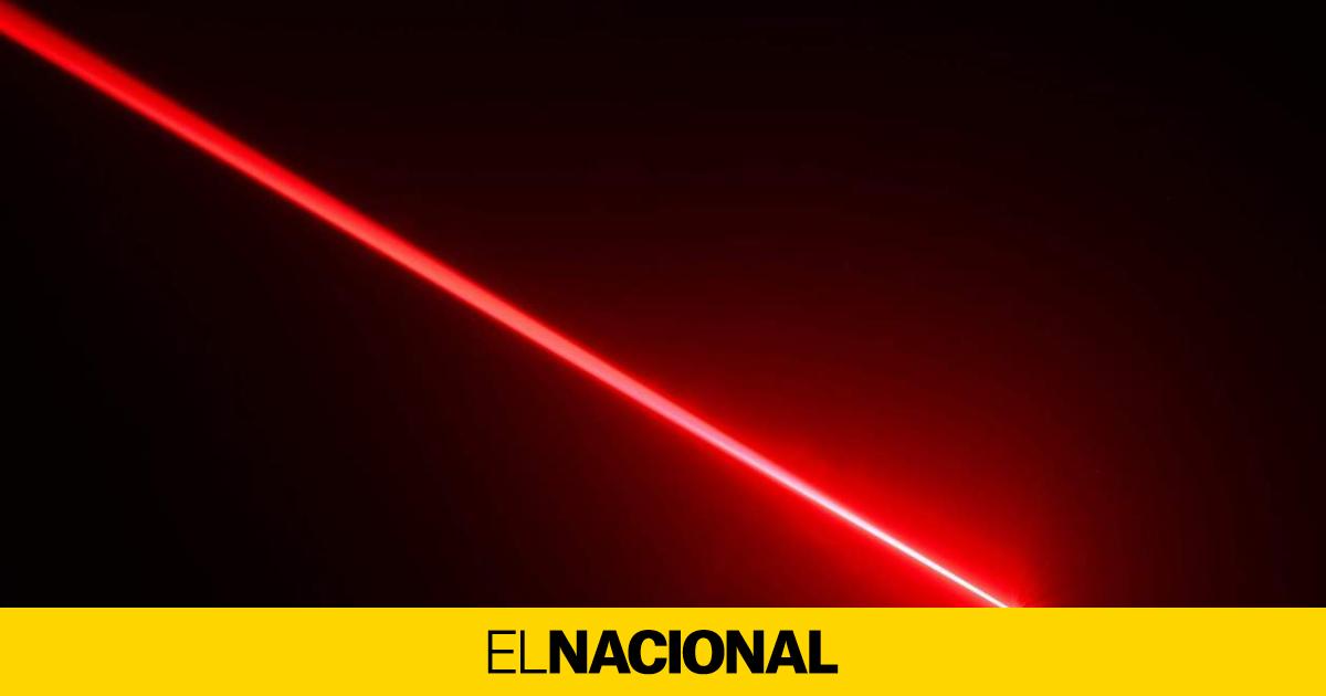 Estados Unidos prueba un potente rayo láser para el ejército y obtiene ...