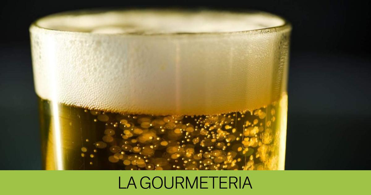 Per què hauries de mullar el got abans de servir-te una cervesa