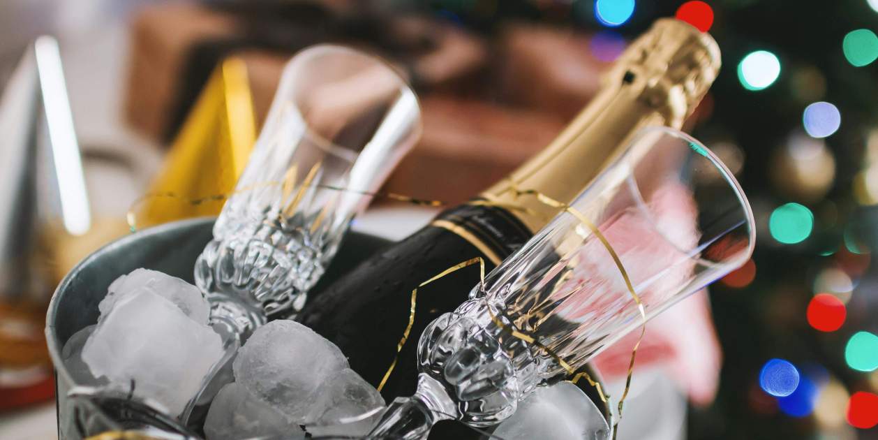 Una segona ampolla de cava entre la premsa espanyolista