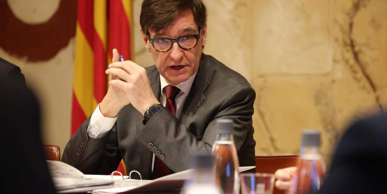 Rueda de prensa sobre la hospitalización del president Illa, DIRECTO ...