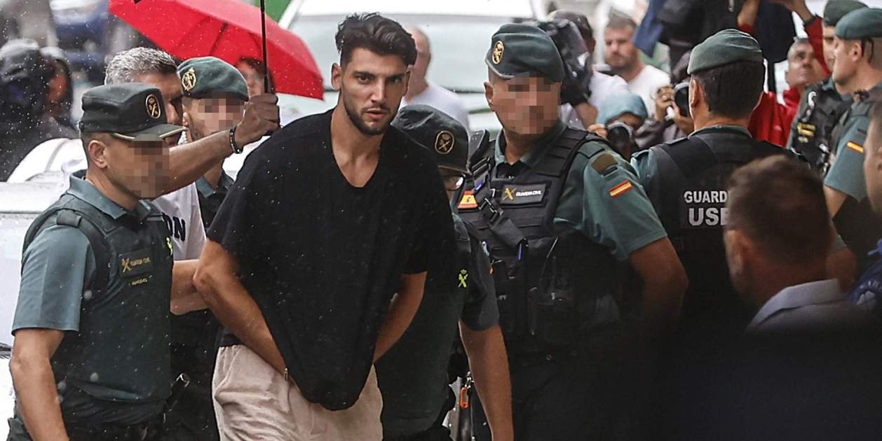 El futbolista Rafa Mir, condemnat a vuit anys i mig de presó per ...