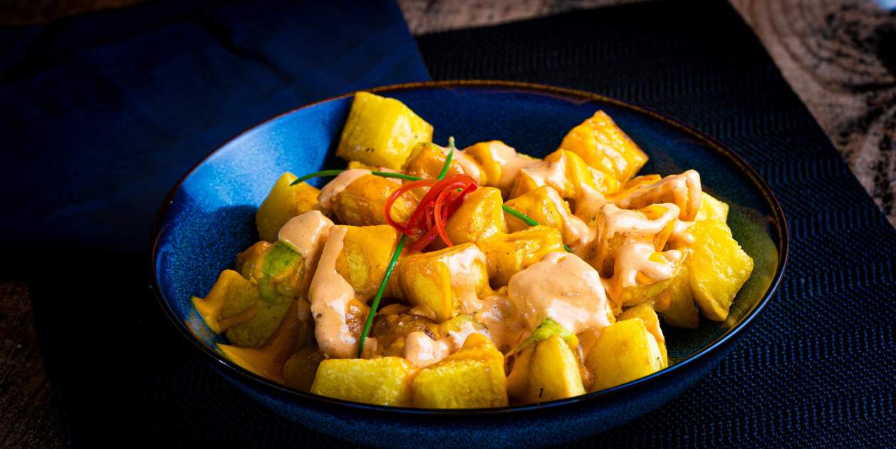 Hi ha un detall amb les patates braves i la seva salsa, que diu que les ...