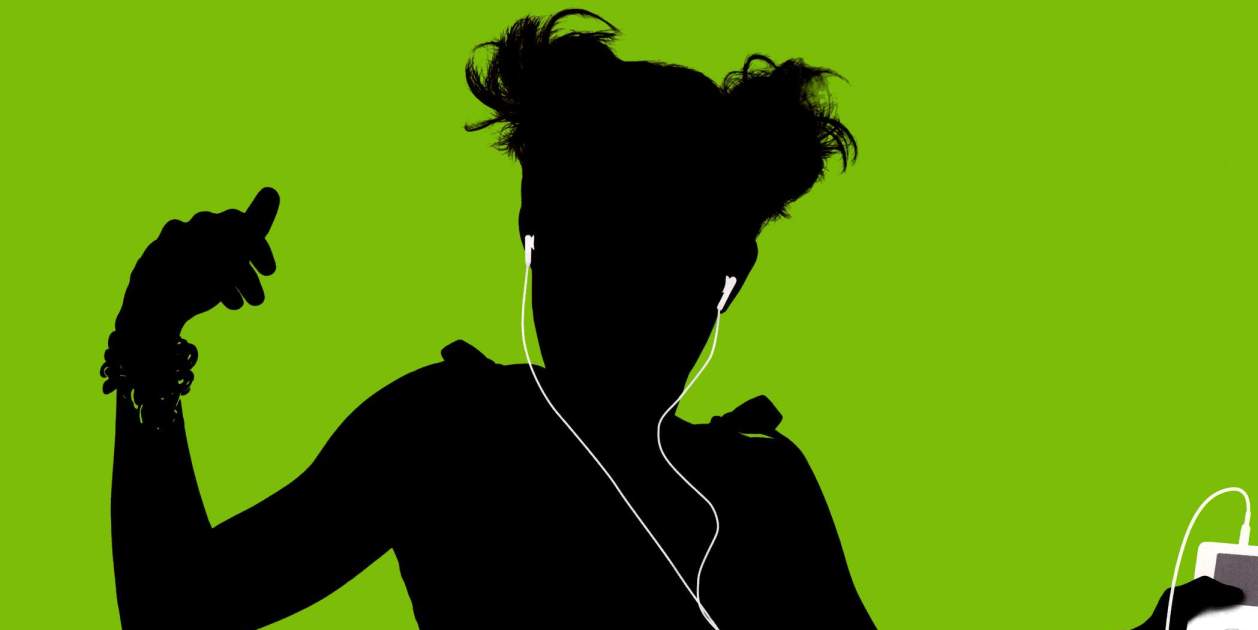 Los auriculares con cable vuelven a estar de moda y esta opción barata ...