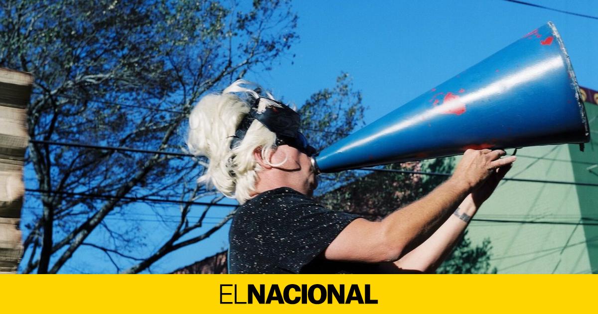 Portadas que son pósters de propaganda electoral descarada