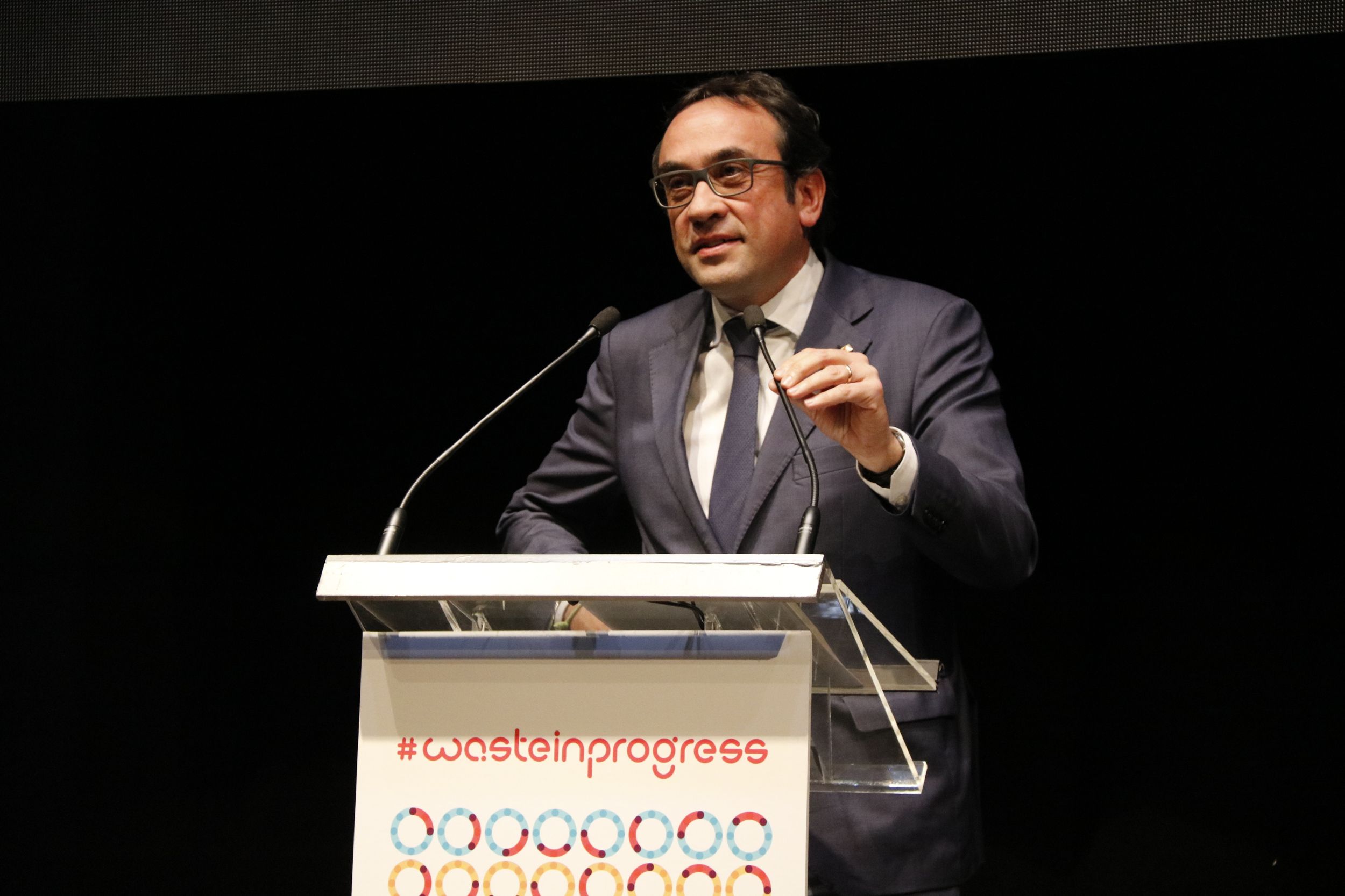 Rull acusa a Renfe de no informar a los usuarios de la avería de Rodalies